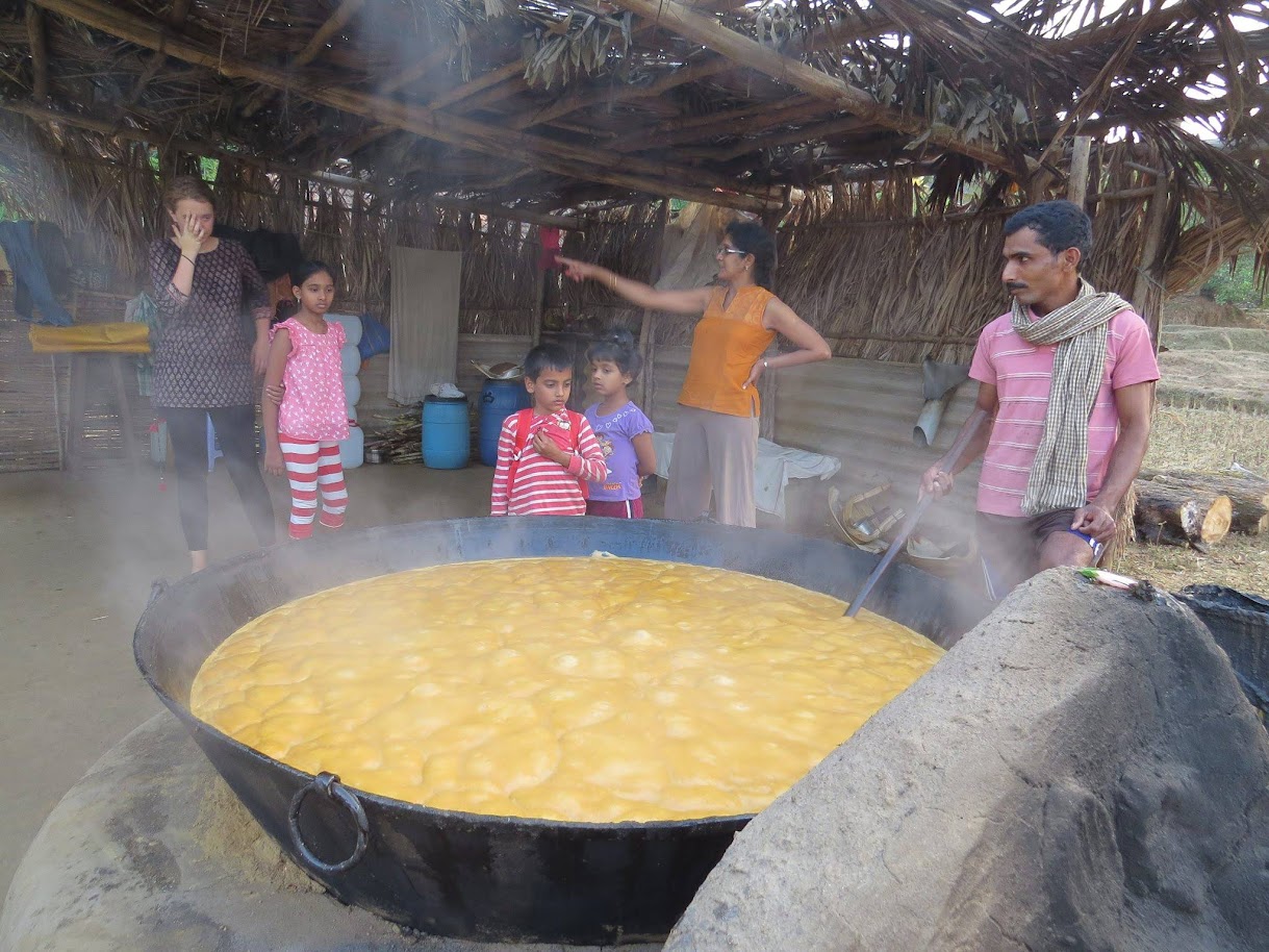 About Us – budafolklore